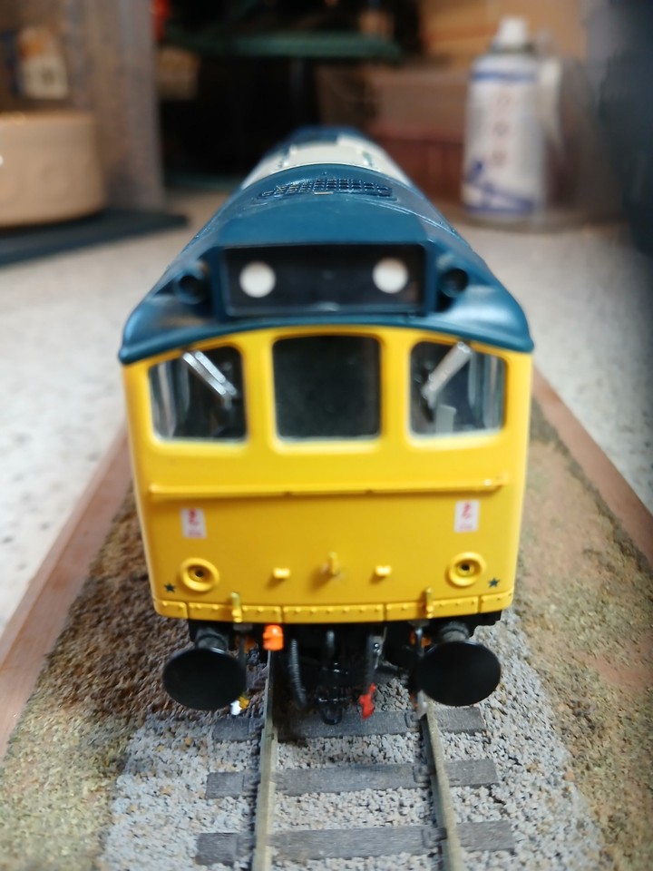 Heljan 2535 OO Gauge class 25 BR Blue 25252 LMR With Full Yellow Ends ...