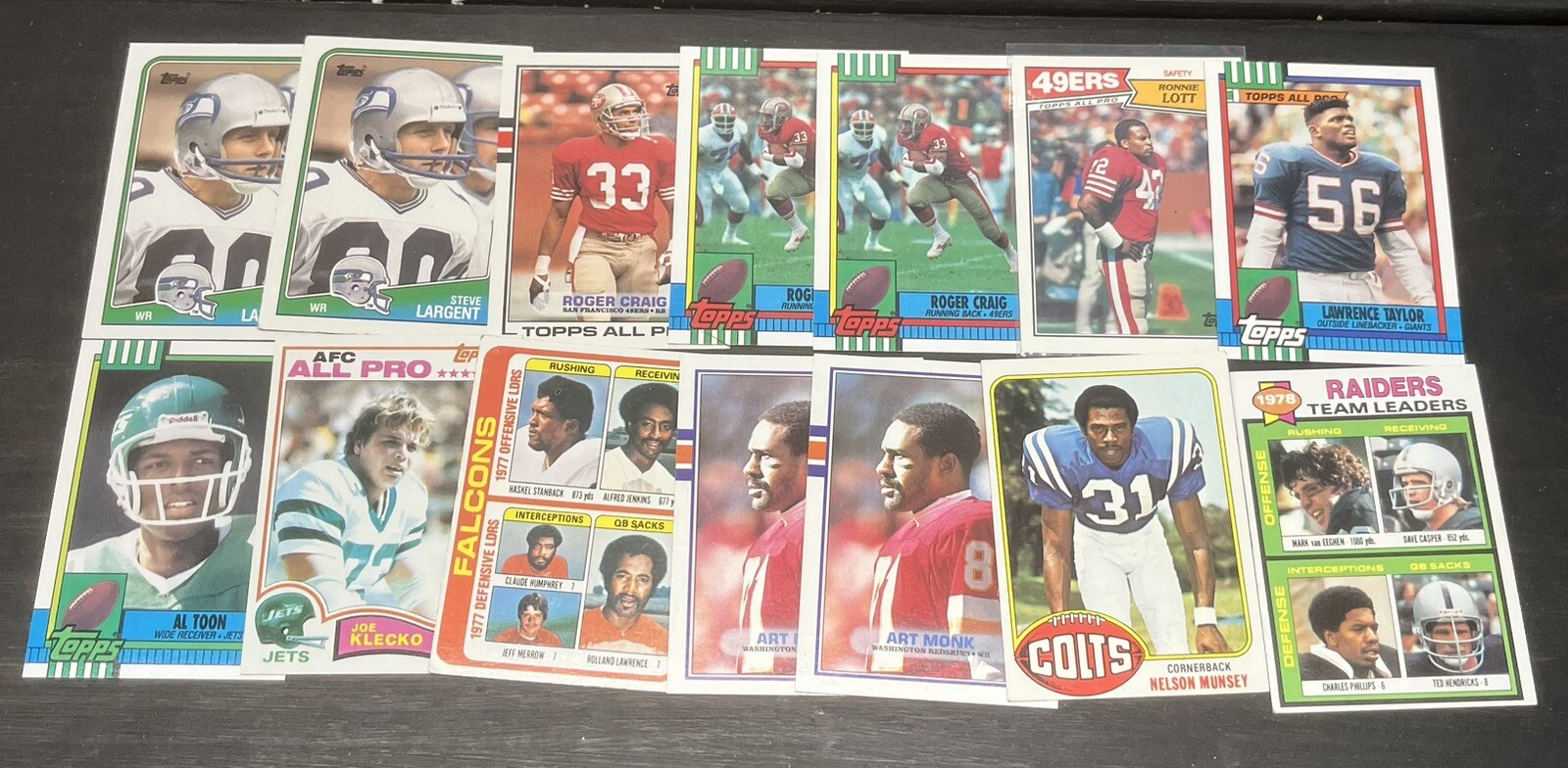 LOT OF VINTAGE FOOTBALL CARDS. STEVE LARGENT, ROGER CRAIG & MORE. | eBay