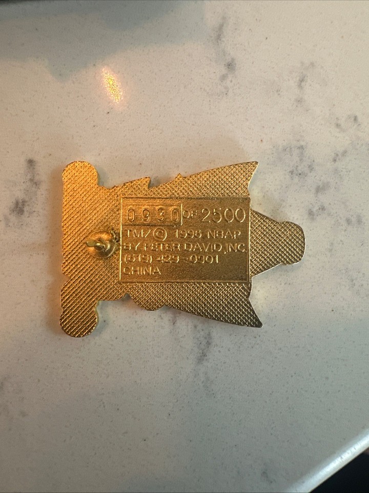 Chicago Bulls 70 Win Pin 1996 Peter David Limited Edition Numbered | eBay