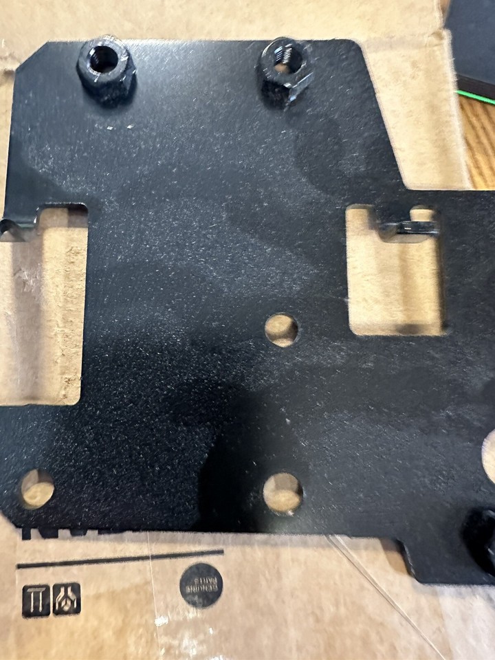 NEW OEM Nissan 2016-2023 TITAN XD Front Right Bumper Stay Bracket 62216 ...