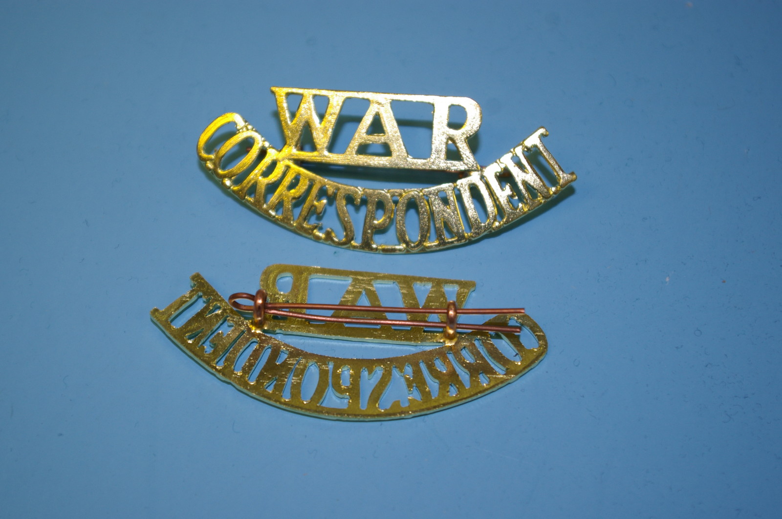 c0040s WW2 Civilian War Correspondent Metal Badge (British Style ...