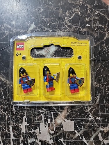LEGO BAM 2024 Q1 Build a Minifigure Lion Knight Helmet Shield Guard 3x ...