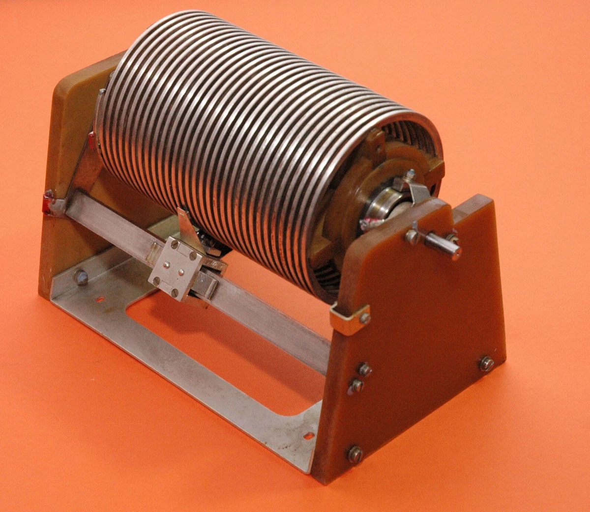 Variable Inductor Coil