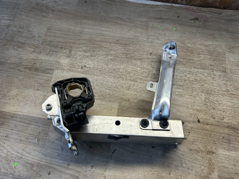 BMW 550I 535I 528I M5 F10 OEM 11-16 FRONT LEFT IMPACT DAMPER FOR RACK ...