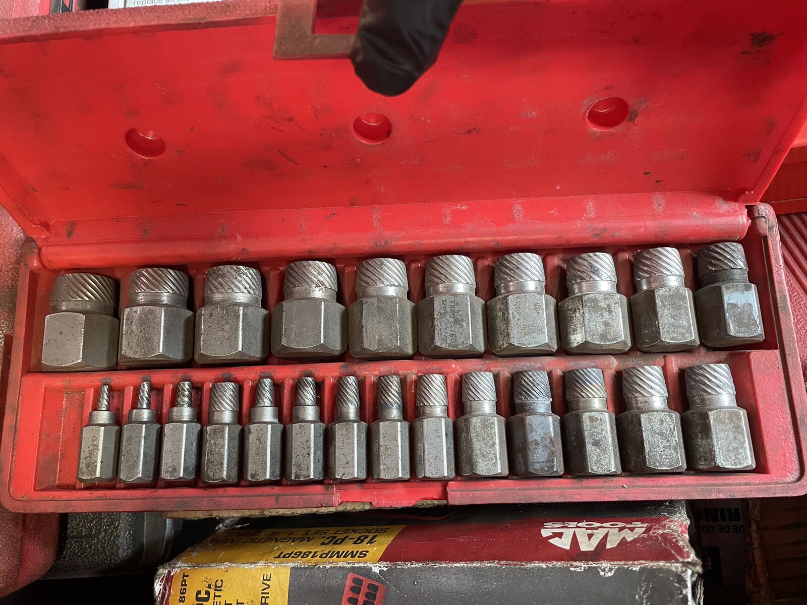 Snap-on REX25A 25 PC Screw Extractor Set Missing 1 for sale online | eBay