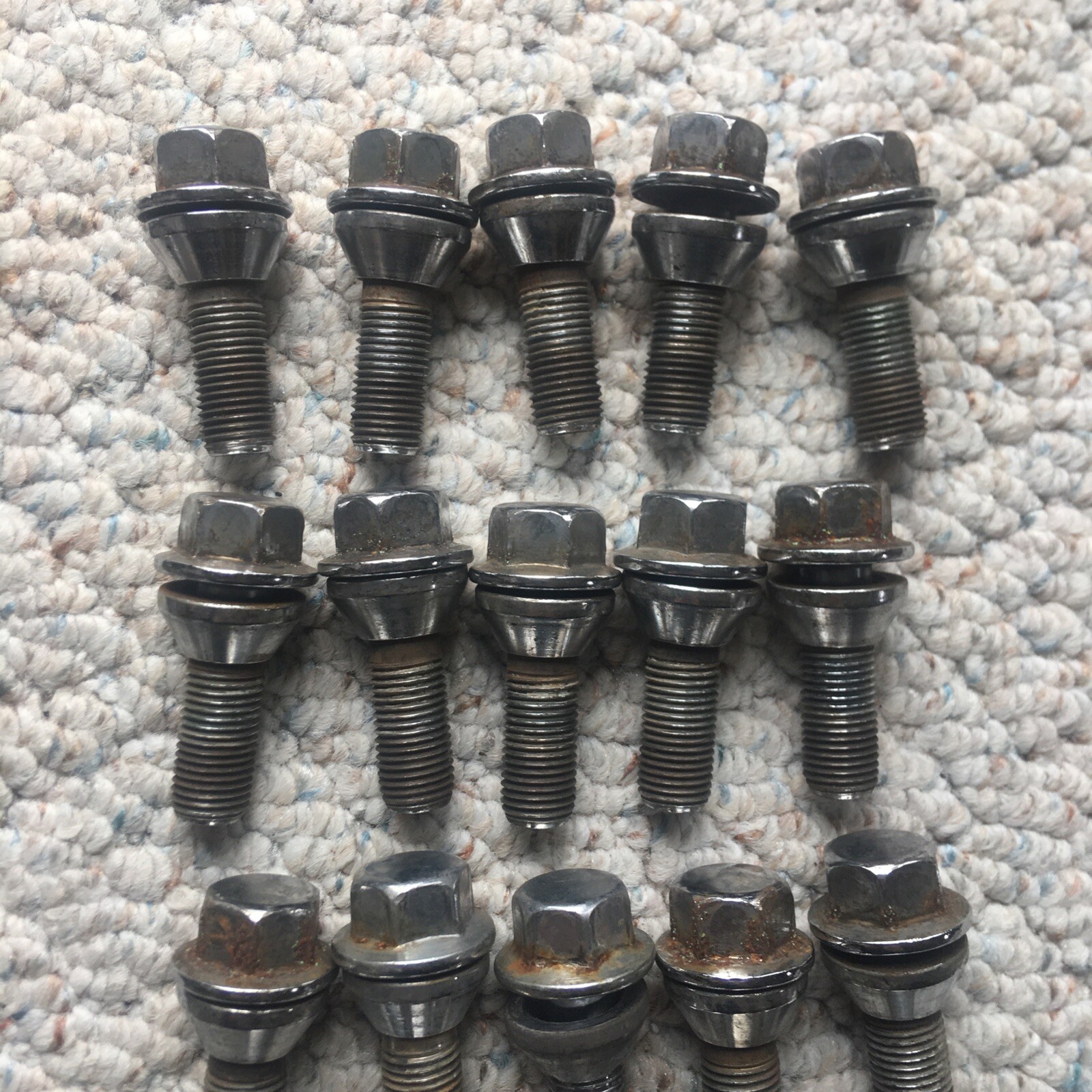 Set Of 20 volvo xc70 lug bolts M14x 1.5 Seat Angle 60 Deg Hex 19mm | eBay