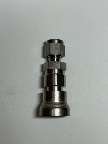 Swagelok Quick Connect Body 1/4" Low Profile (SS-QC4-B-400) for sale ...