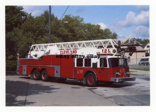 Cleveland, OH Ladder 17 1990 Duplex/Grumman Fire Truck Photo | eBay