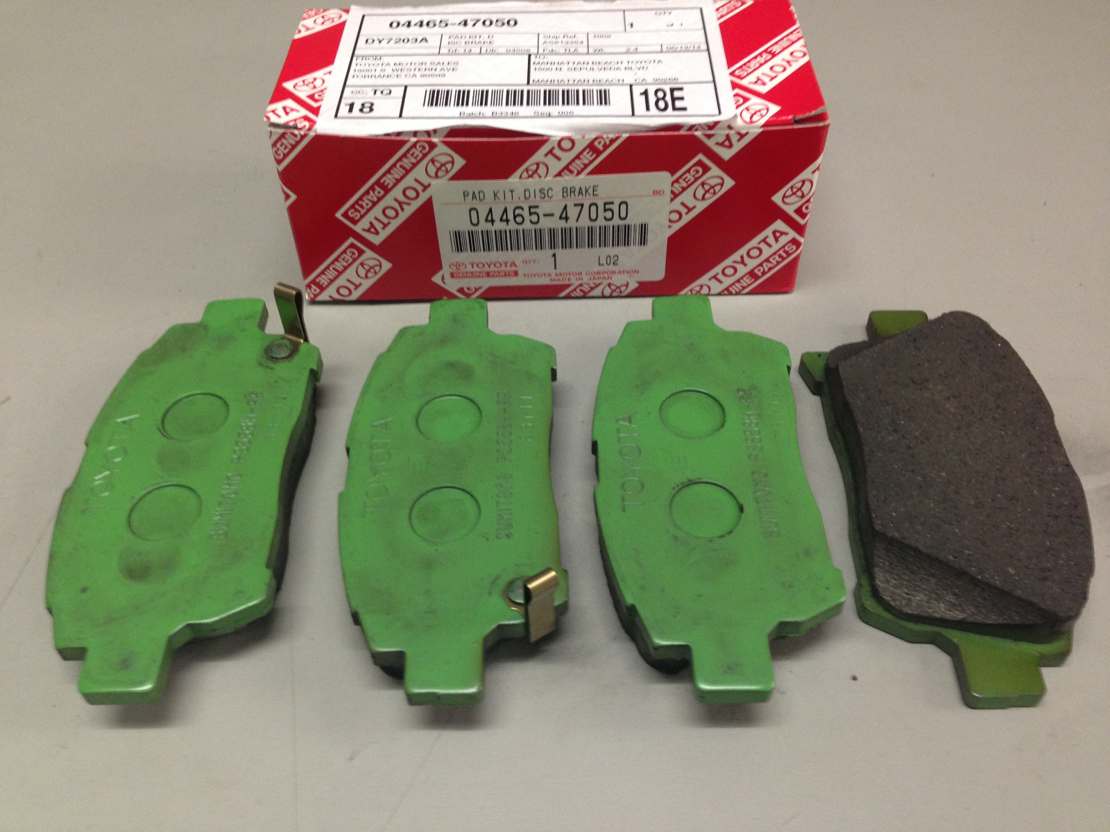 2004 - 2009 PRIUS Front Brake Pads NEW genuine Toyota OEM 04465-47050 ...