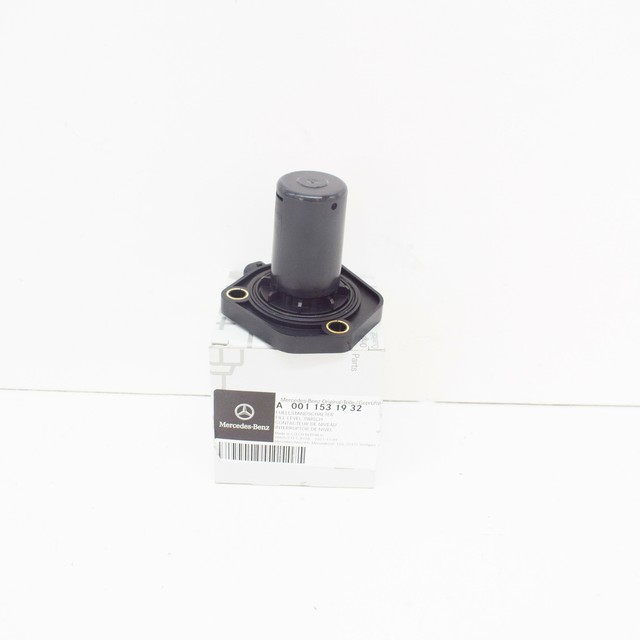 Mercedes-Benz CLA Coupe C117 Oil Level Sensor A0011531932 1.6 Petrol ...