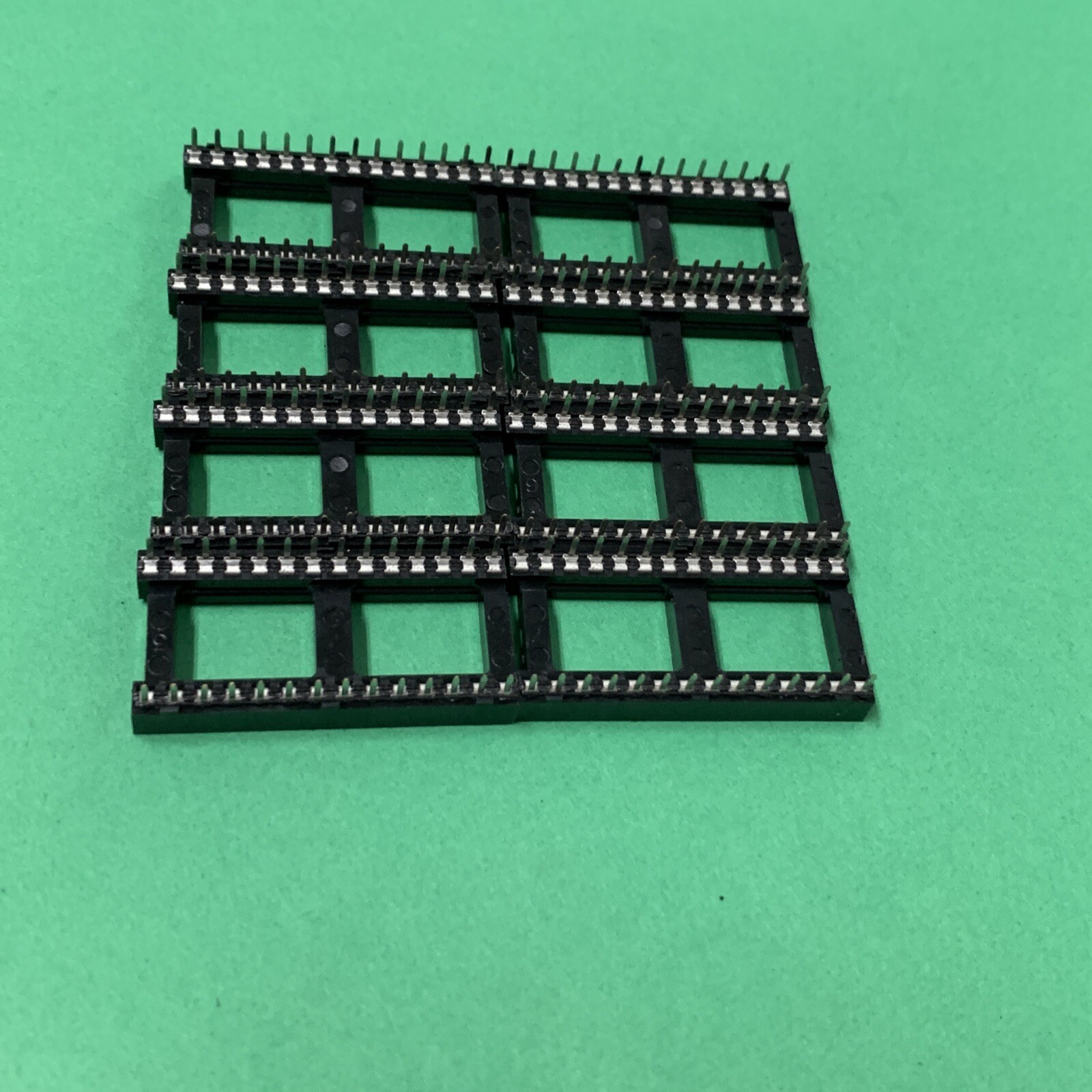 228-AG19DC AUGAT Connector, Dip Socket, 28 Pin, 0.660 Row Spacing (LOT ...