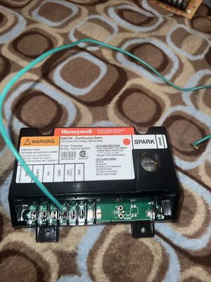 Honeywell S8670K Continuous Retry Ignition Control w/ E-COM S8670K3000 ...