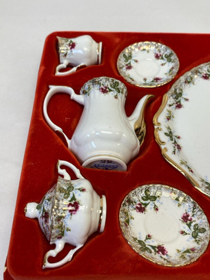 CHODZIEZ CHILD'S PORCELAIN TEA SET | eBay