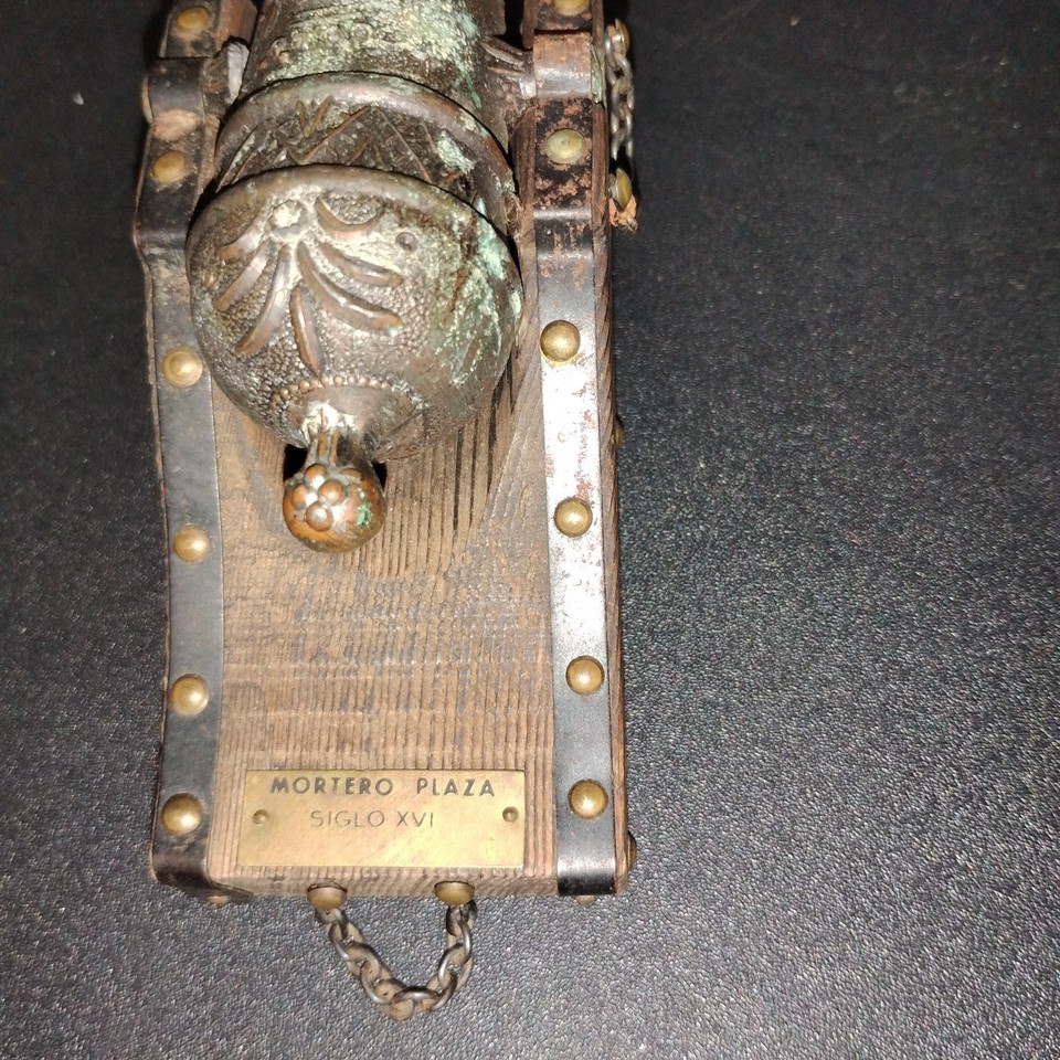 Old Antique Solid BRASS gun cannon metal wood war canon-16th Century-w ...