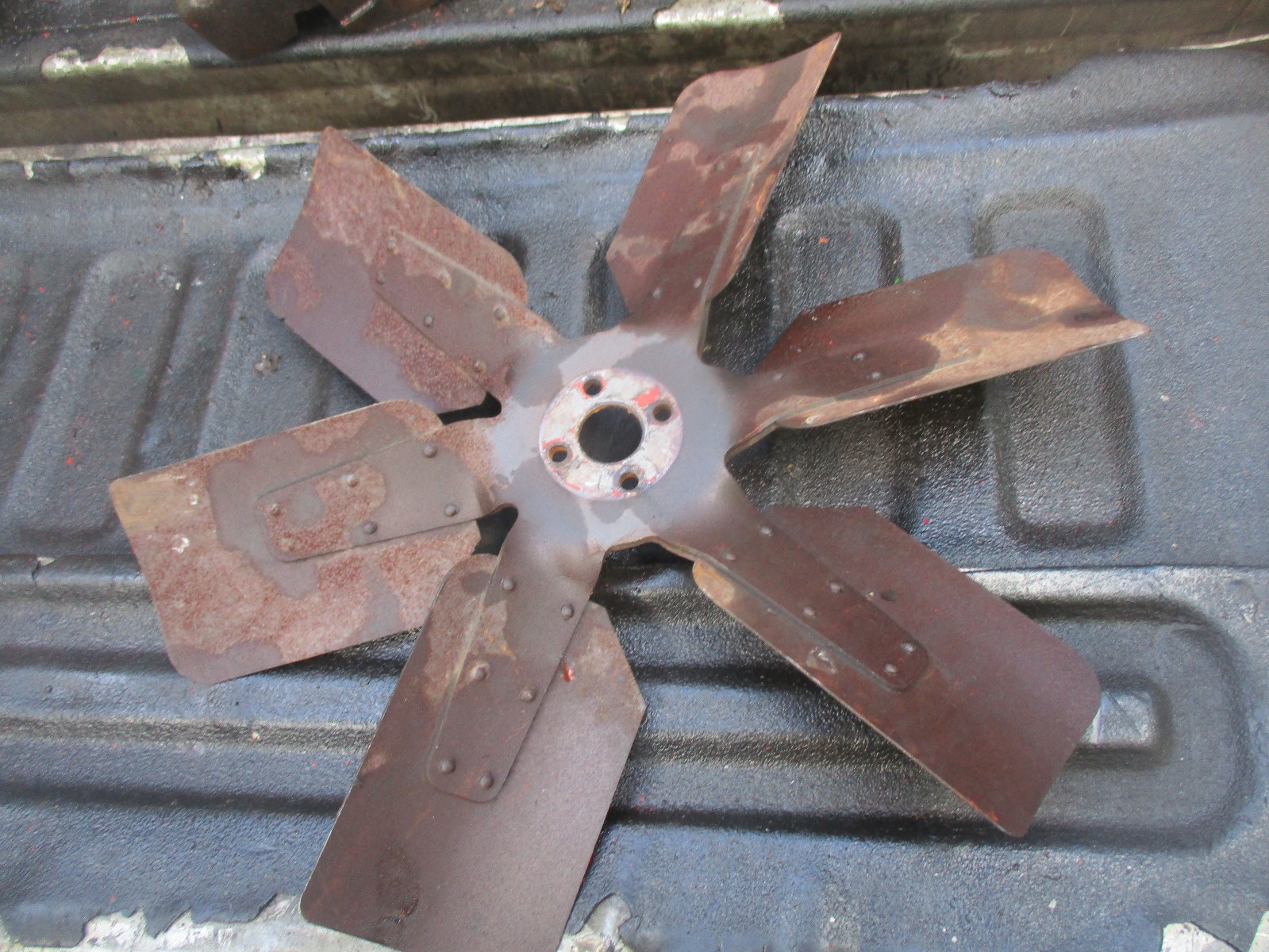 1976 1370 CASE DIESEL FARM TRACTOR FAN FREE SHIPPING | eBay