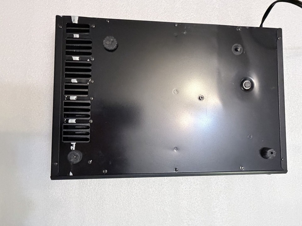 ADCOM GFA-5200 Amplifier - Awesome Sound - Works Great | eBay