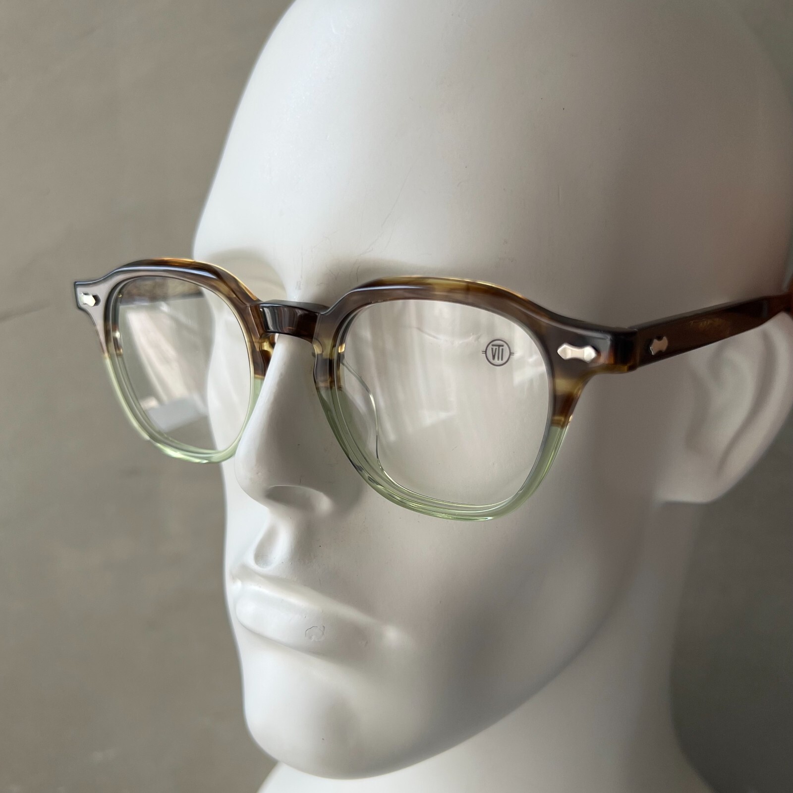 TRUE VINTAGE REVIVAL STYLE 2-TONE FRAME EYEGLASSES (Unbranded) | eBay