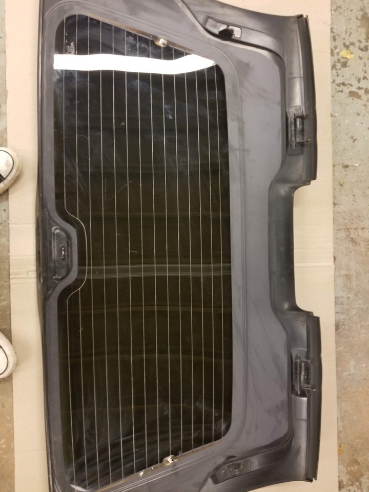 OEM 00-05 Chevy Tahoe Suburban Gmc Yukon Back Tailgate Window Glass ...