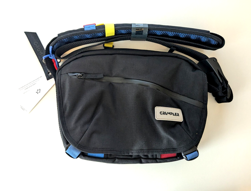 Crumpler Billy Black Messenger Bag – New With Tags – Durable Everyday ...