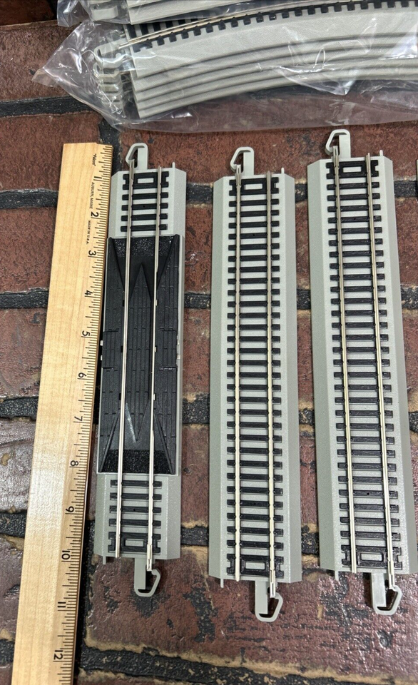 Bachmann HO Scale E-Z Track & 92123A6 Strait 92124A4 Curve | eBay