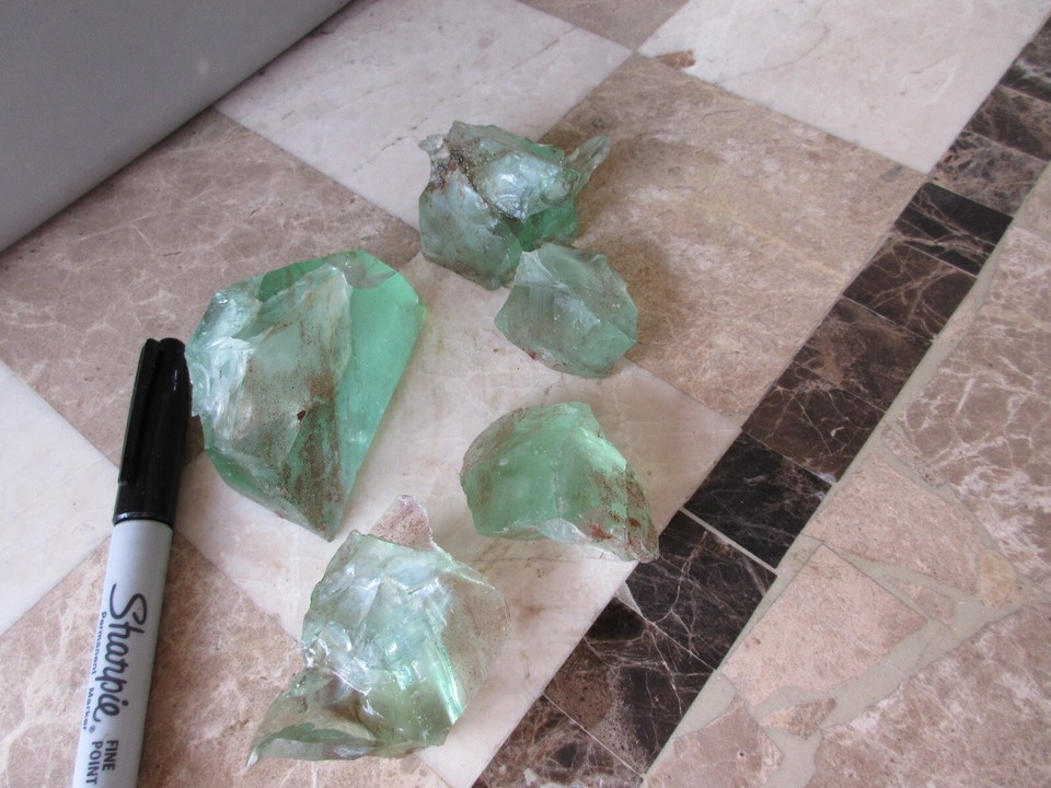 Clear Green Slag Glass Small 5 Chunks 10 oz Rock Landscaping Aquarium ...