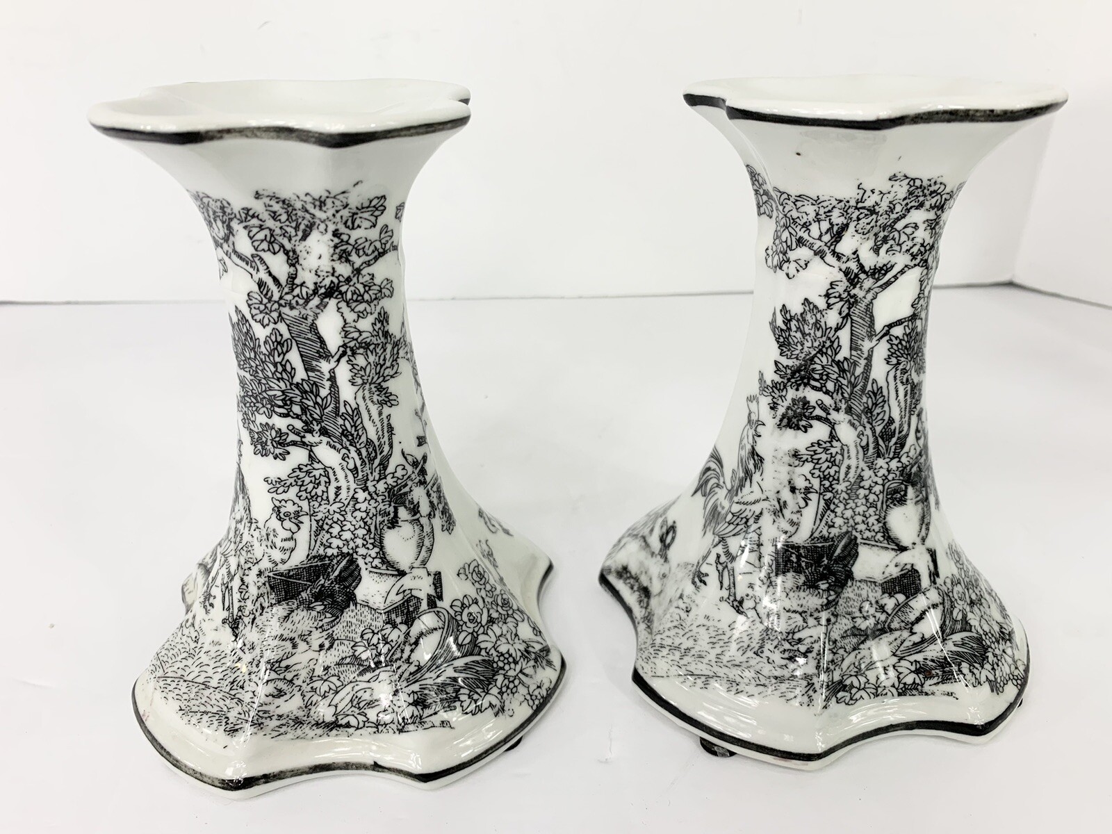 Pair of Vintage DECHANG TAOCI Black & White Porcelain 6" Candle Stick ...
