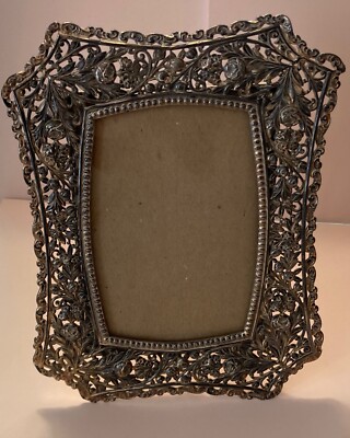 Picture Frames - Metal Filigree Picture Frame
