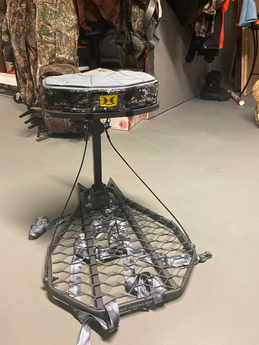 Hawk HWK-2000-MF Combat Hang-on Fixed Position Treestand for sale ...