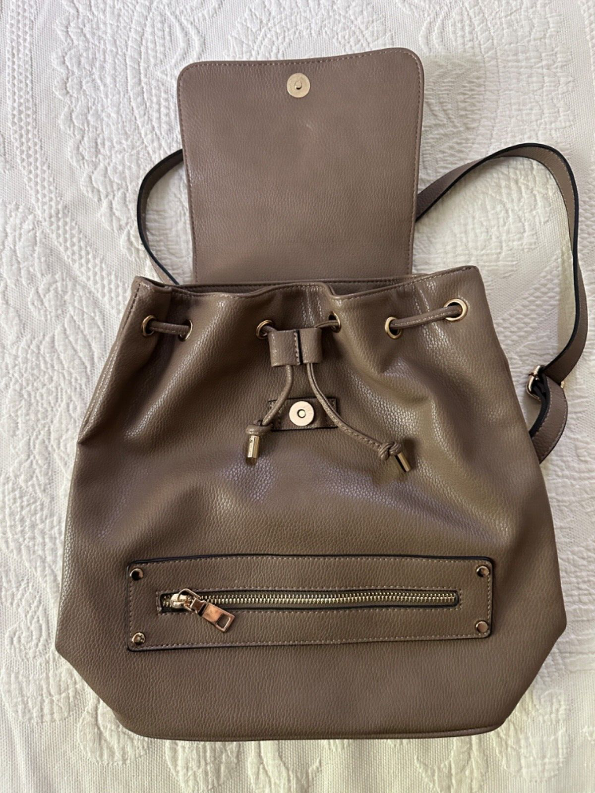 La Diva Design Italian Backpack Olive w/gold hardware | eBay