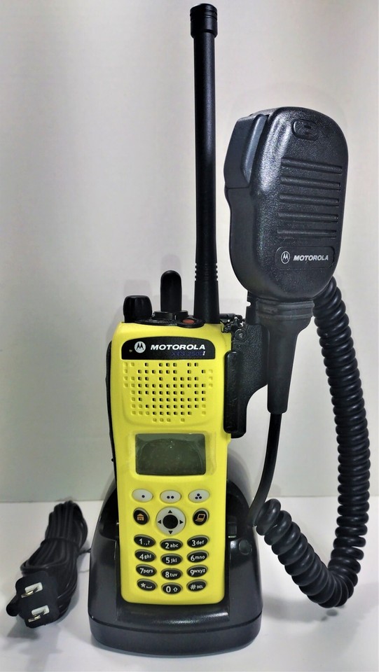 MOTOROLA XTS2500 III VHF H46KDH9PW7BN AES-256 Two Way Radio FPP or ...