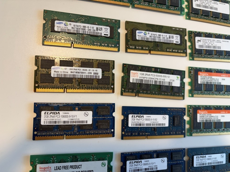Large Lot Of RAM Memory Modules DDR DDR2 DDR3 Laptop And Desktop Apple ...