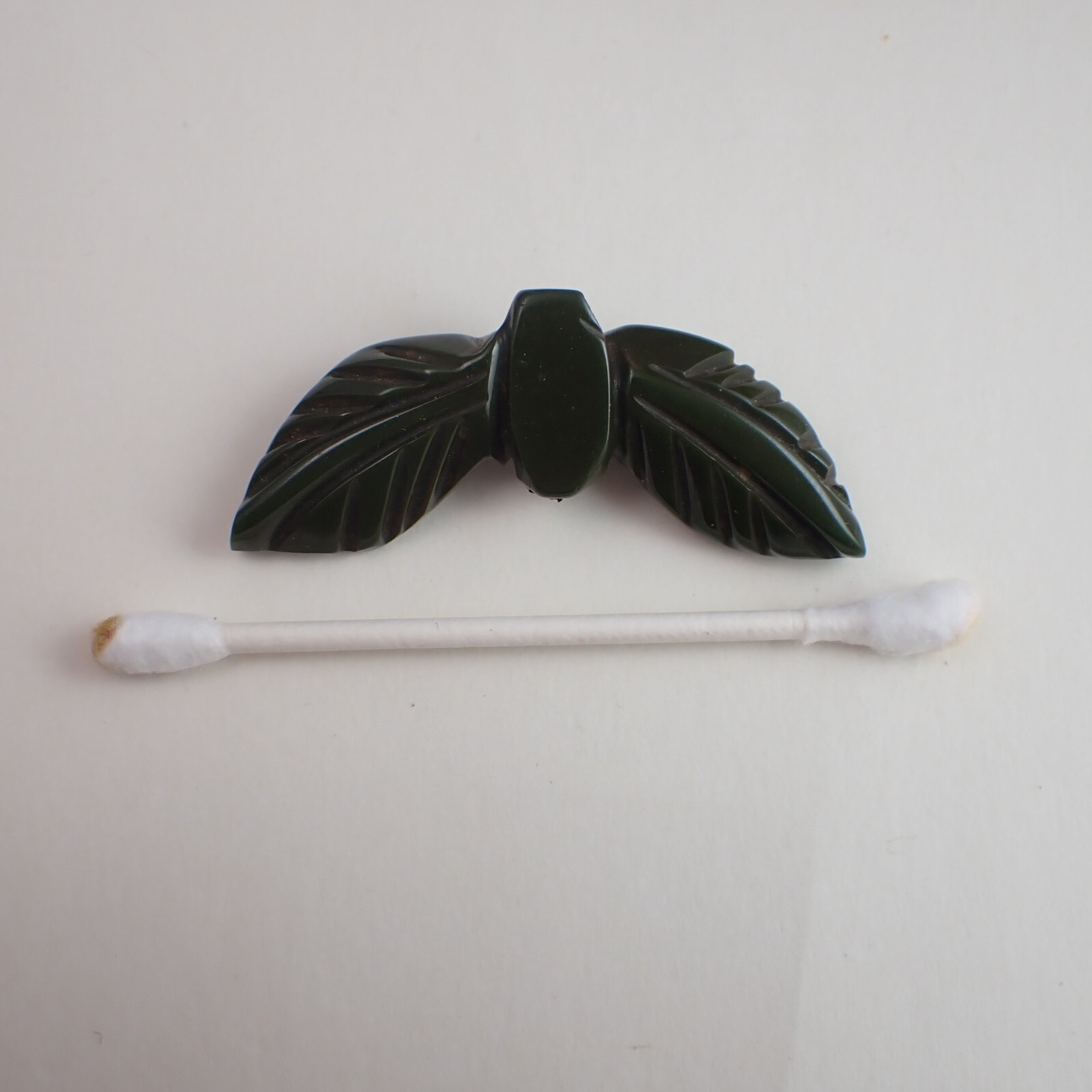 Art Deco Carved Spinach Green Bakelite Leaf Pin Brooch | eBay