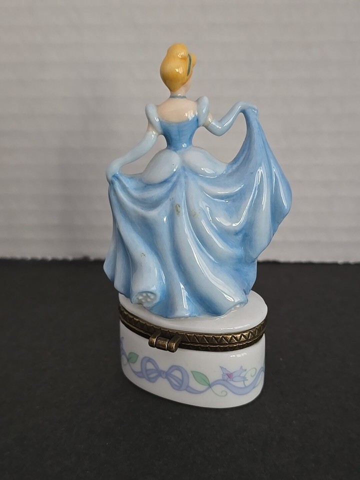 PHB Collection Disney Cinderella Trinket Box With Glass Slipper ...