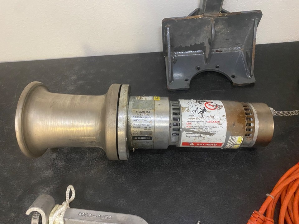 AB Chance C308-1170, 1000lb Capstan Hoist w/ Foot Pedal & Rope Lock ...