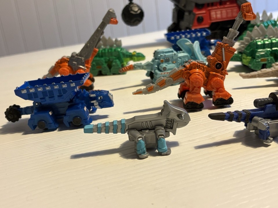 Mattel Dinotrux Lot of 22 Ty Rux Revvit Skya Garby Ace Splitter ...