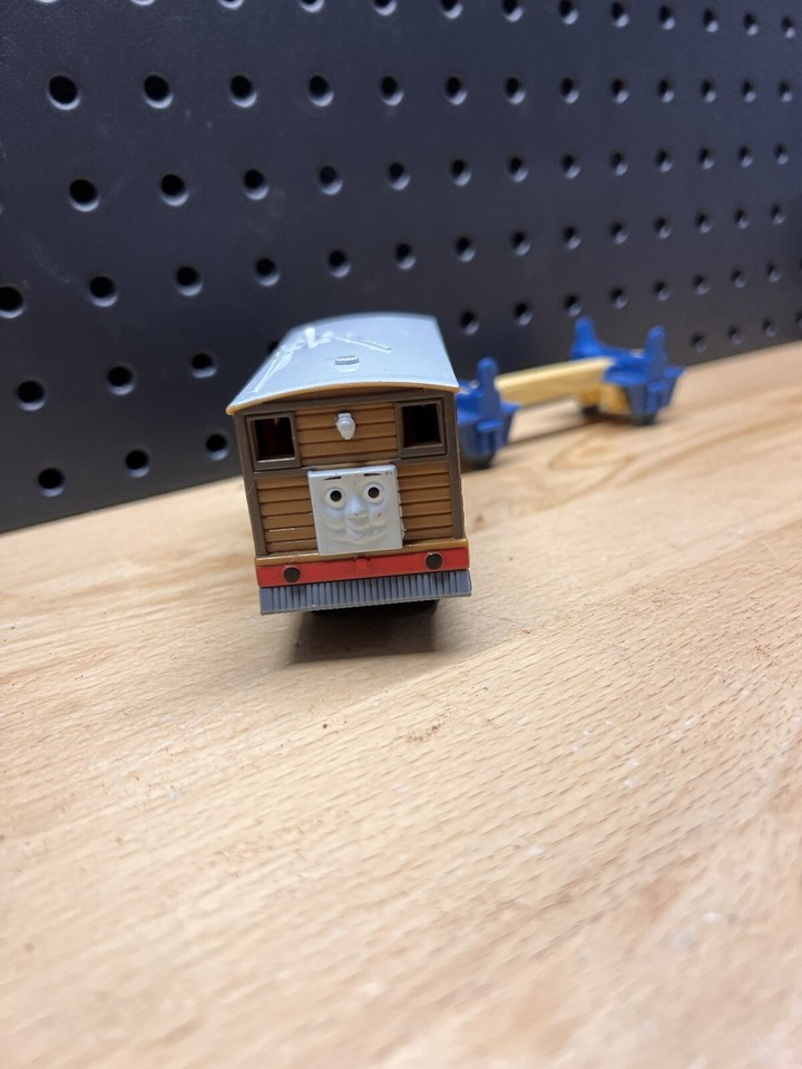 Trackmaster Thomas & Friends "Toby" WORKING Motorized Train | eBay