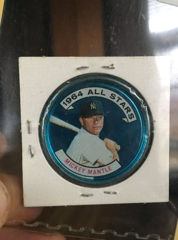 1964 TOPPS COINS MICKEY MANTLE BUTTON #131 RIGHTHANDED A.S. YANKEES | eBay