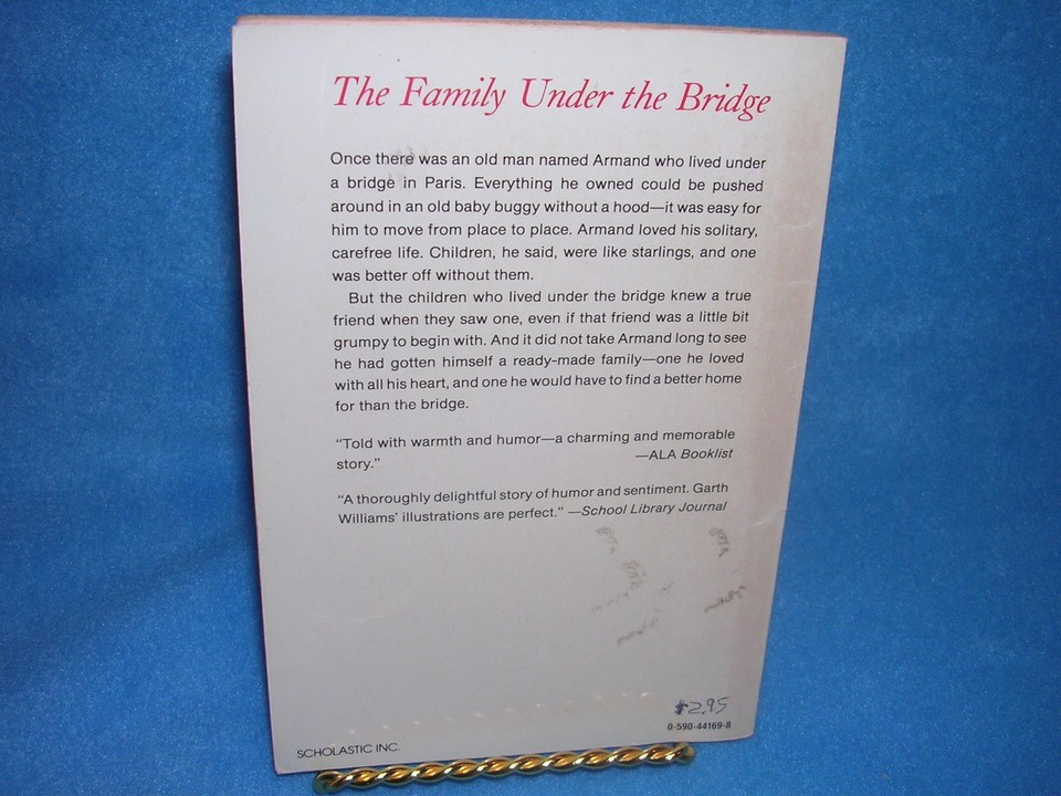 The Family under the Bridge by Natalie Savage Carlson (1958, Softcover ...