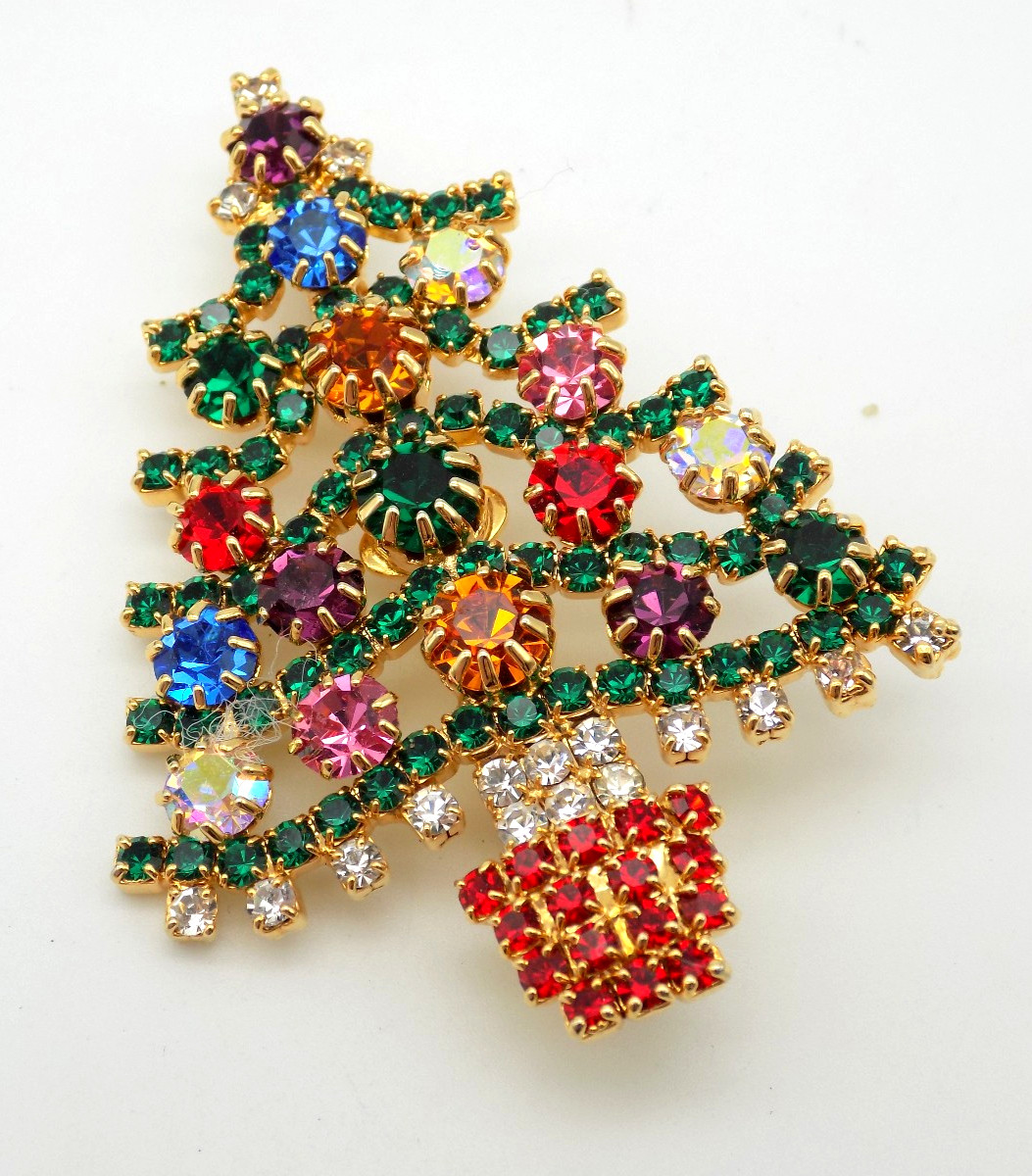 Vintage Colorful Rhinestone Christmas Tree Brooch Lea… - Gem