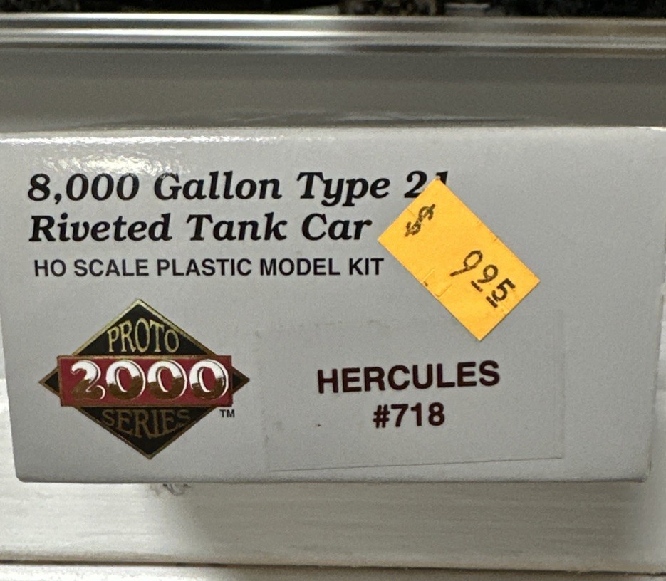 Proto 2000 Series 8000 Gallon Type 21 Riveted Tank Car HO Scale ...