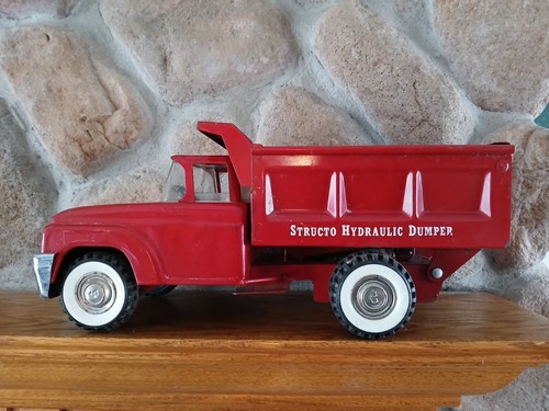 Structo Hydraulic Dump Truck With Cab Shield. NICE Shape! Original ...