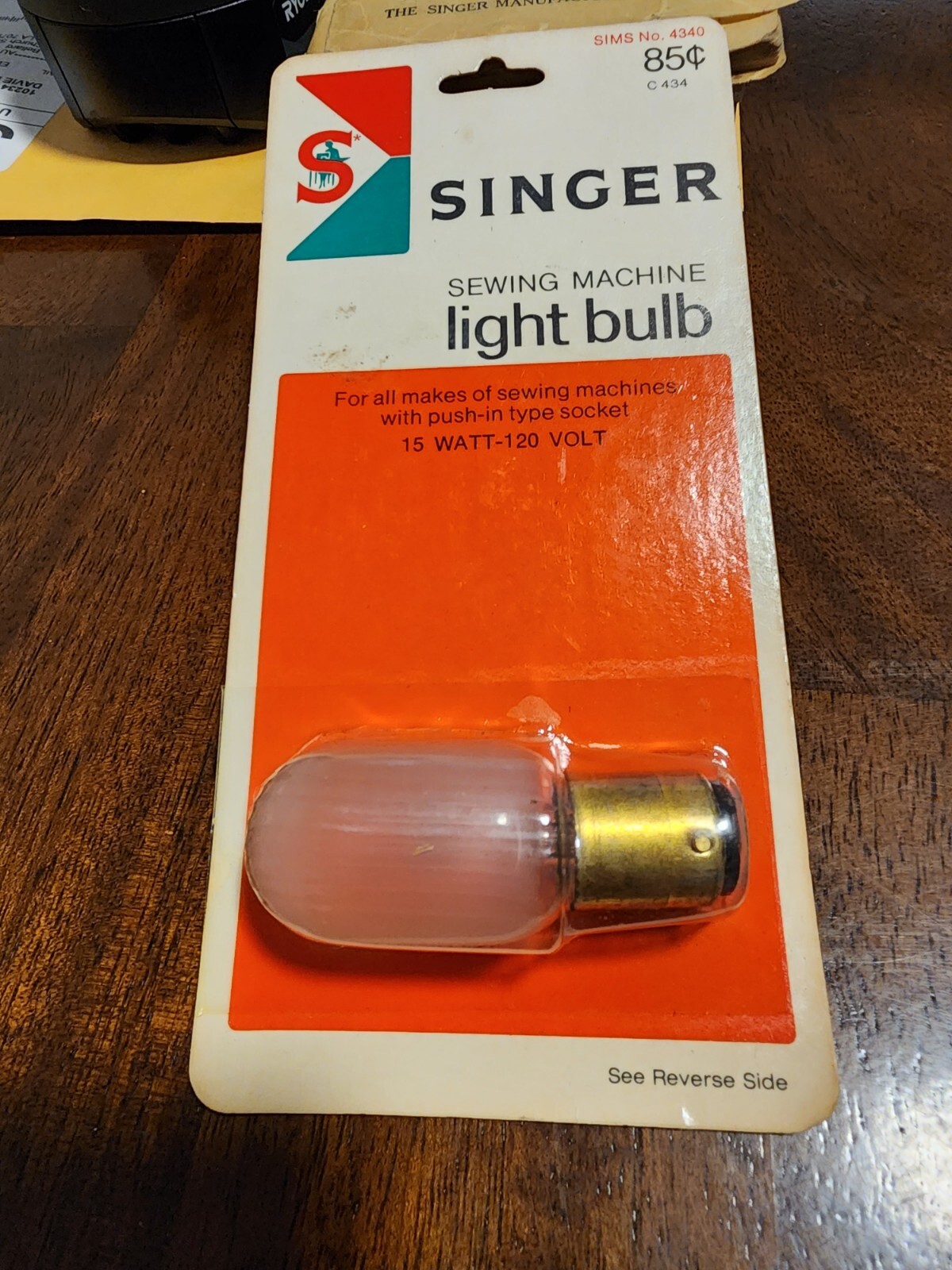 Vintage Singer Sewing Machine Light Bulb SIMS #4340 C434 Part L, New ...