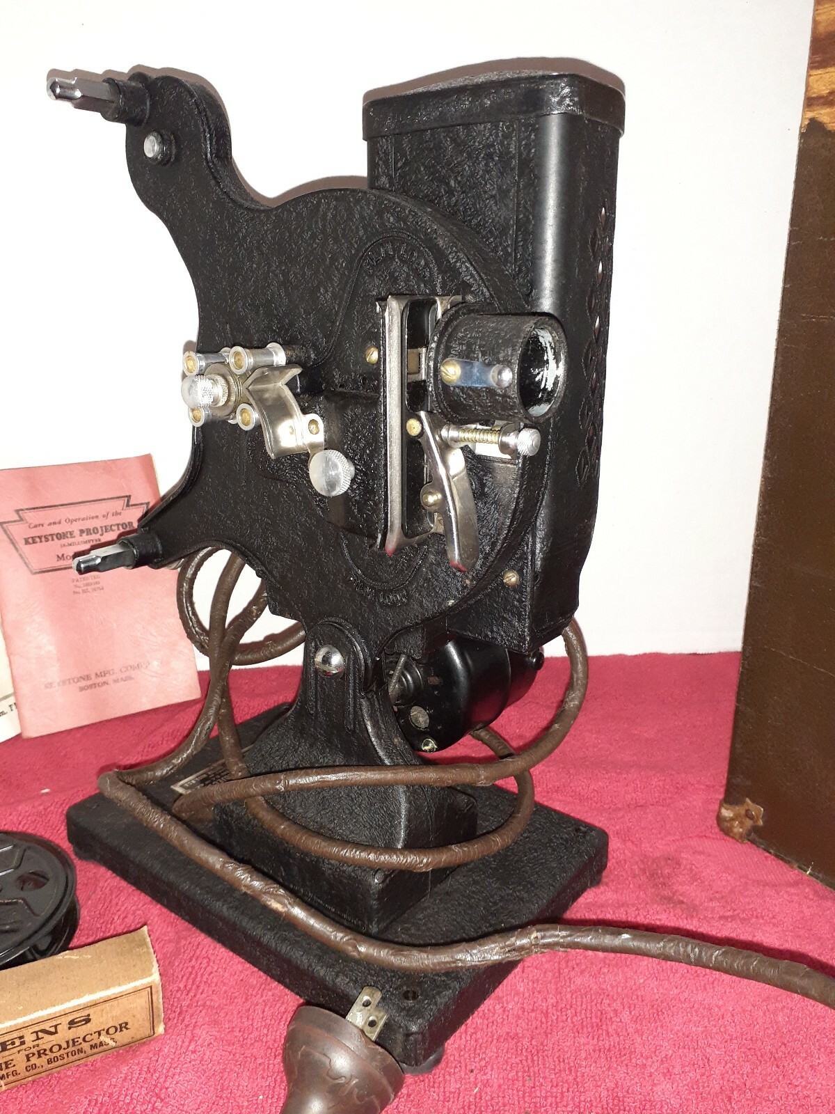 Keystone Kinescope Film Projector -16 MM -Model D62 in box with ...