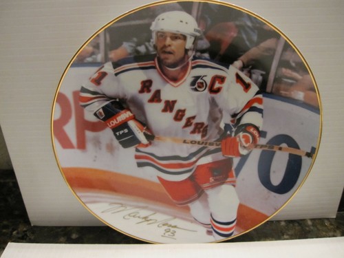 MARK MESSIER Collector Plate Autographed #330 of 5000 Enor Sporting ...