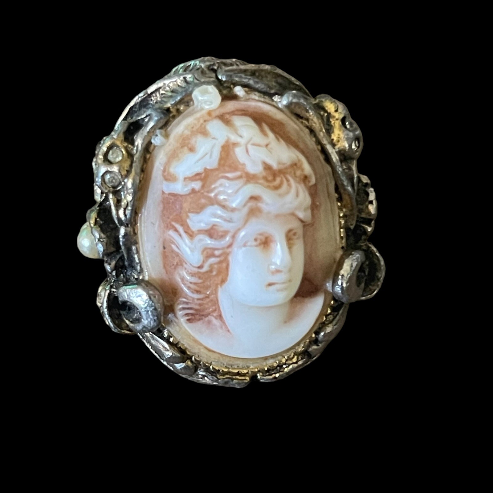 Vintage Chunky High Raised Unique Cameo Ring Pearl Rh… - Gem