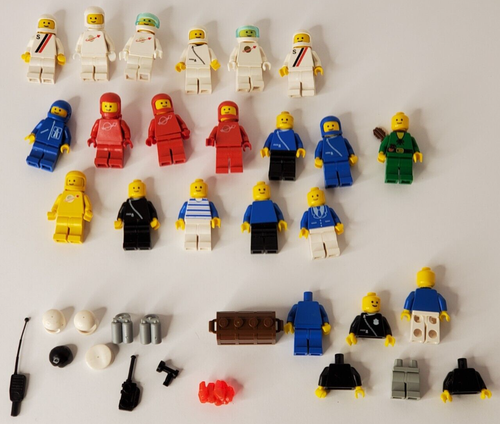 Lot of 18 Lego Classic Vintage 80s Minifigure Spaceman, Astronaut, w ...