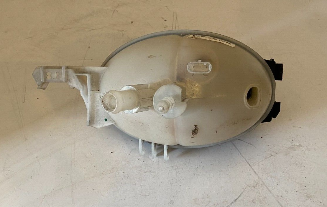 MERCEDES C CLASS W204 COOLANT BOTTLE A2045000749 | eBay