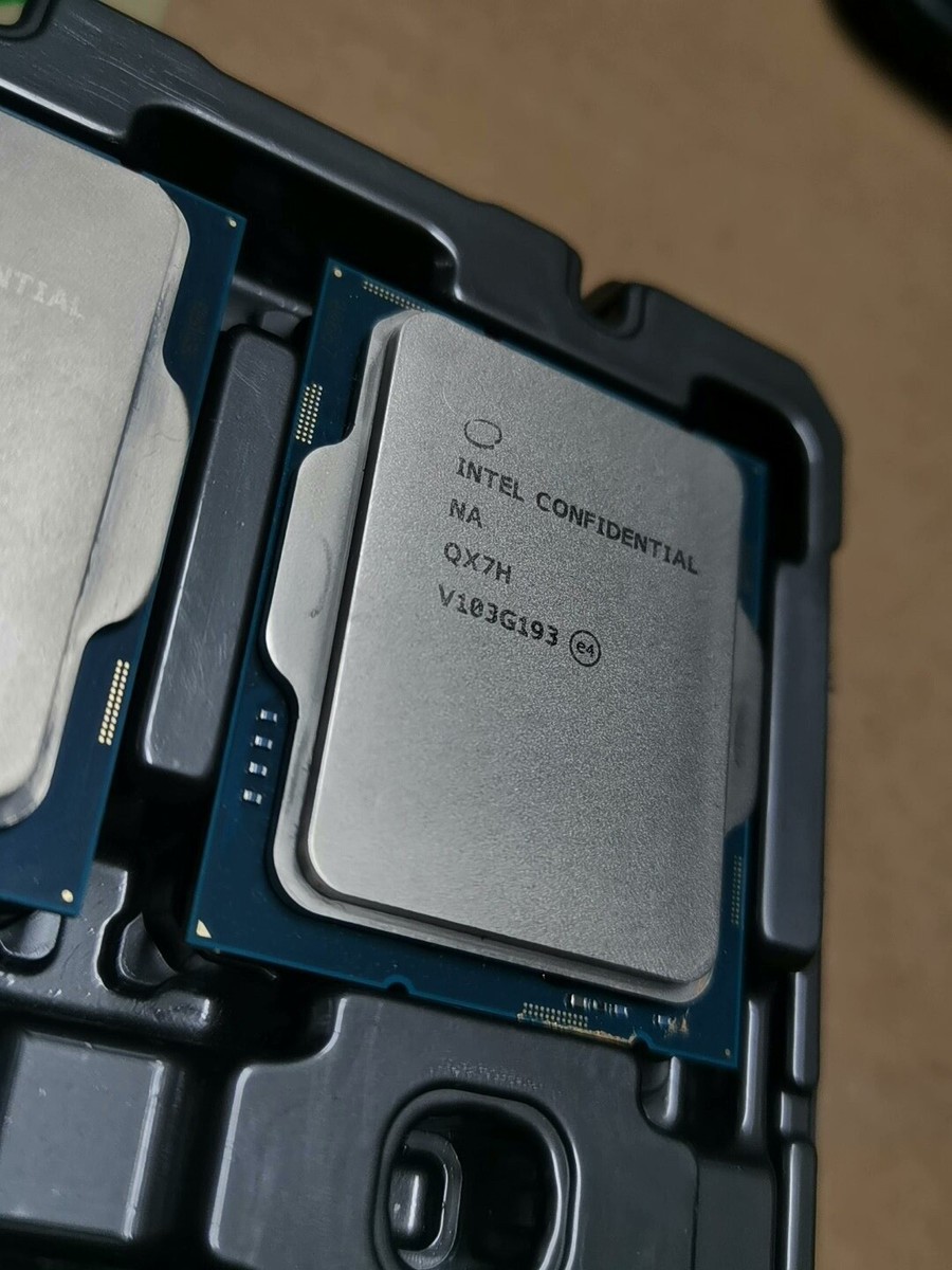 Intel Core i9-12900KF 12th Gen 1.2GHz 8+8 16Core CPU Intel Core i9-12900KF 12th Gen 1.2GHz 8+8 16Core CPU