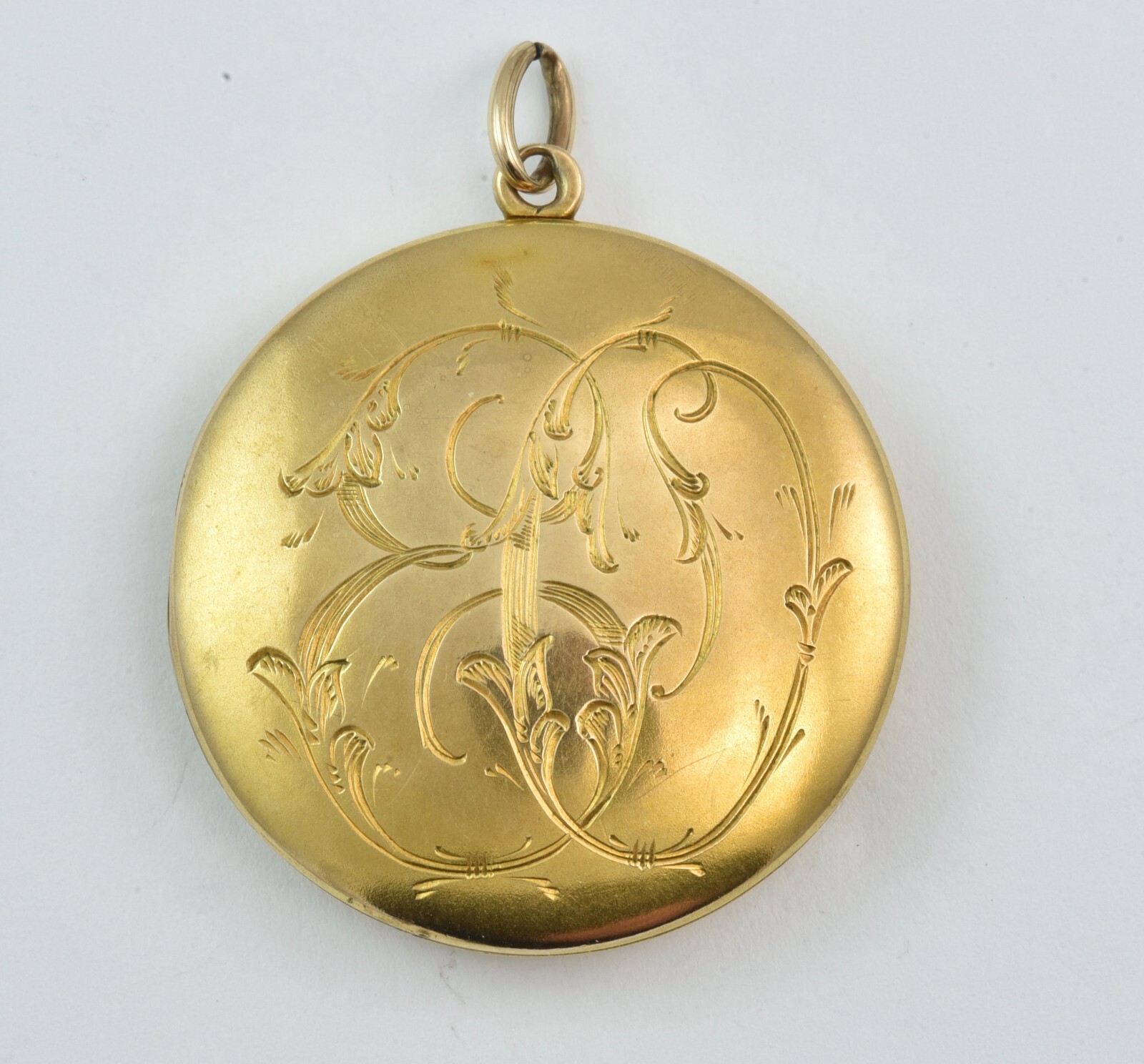 Vintage SOLID 10k Yellow Gold Round Locket Engraved 31 mm diameter | eBay