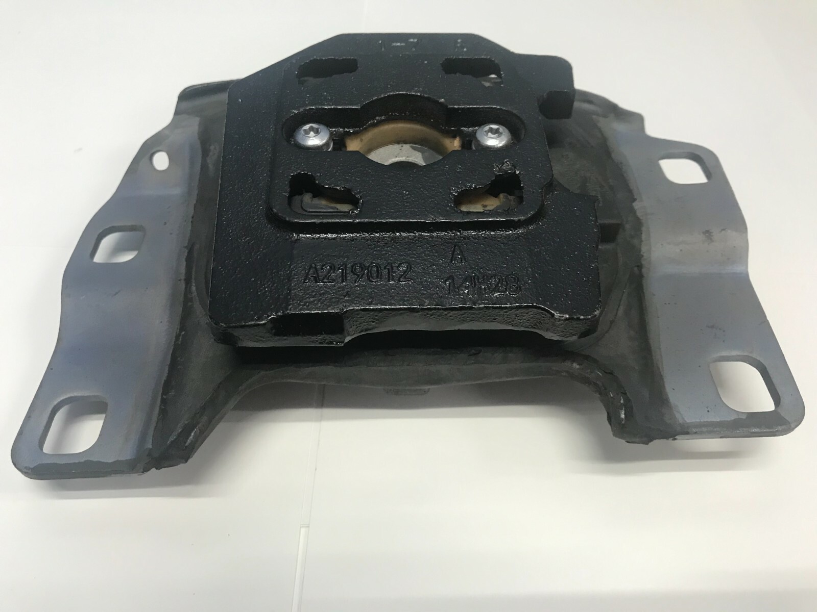 Engine Mount FOR Volvo C70 V40 S40 2005-2015 left lower motor mount ...